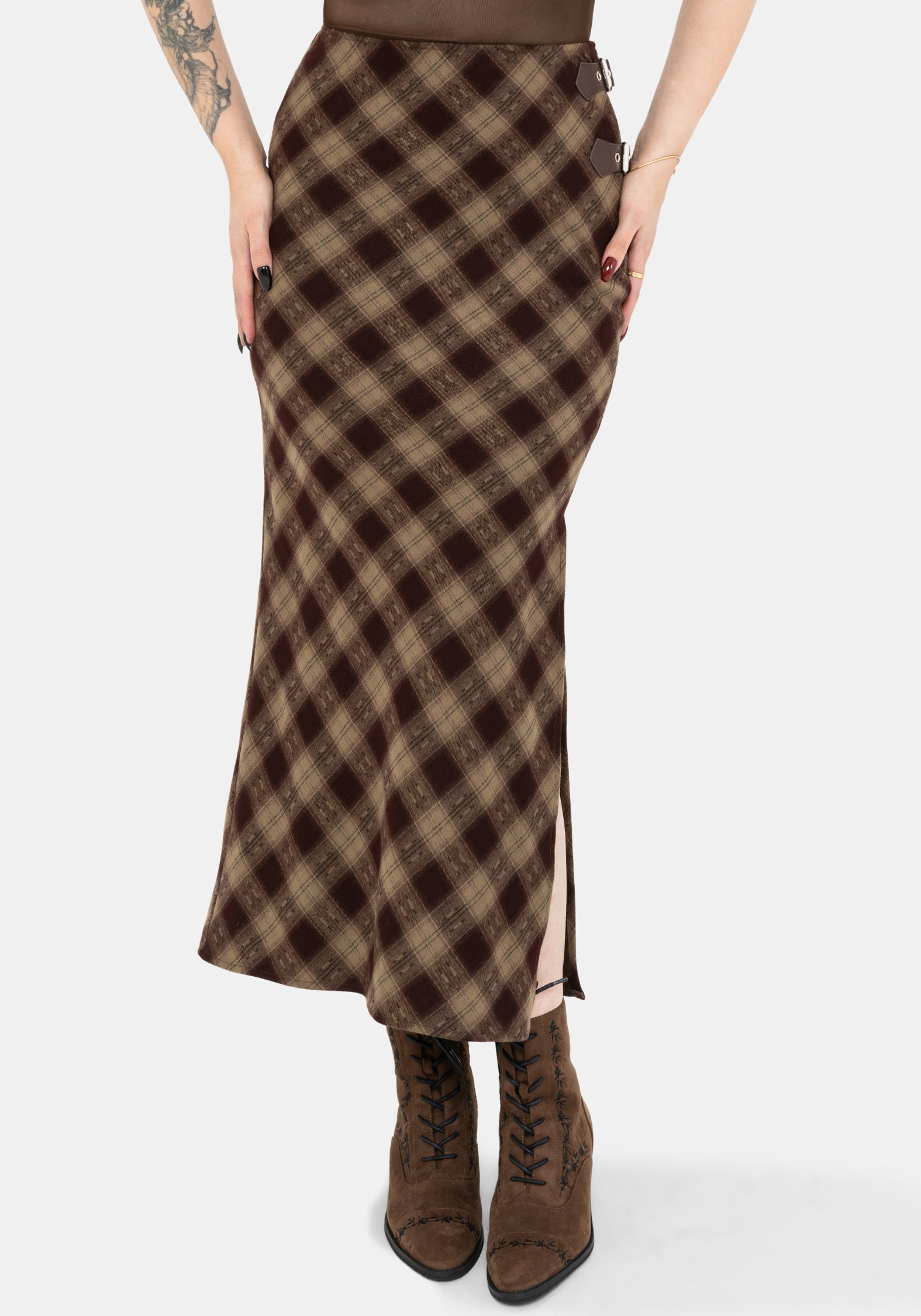 Wane Check Buckle Midaxi Skirt – Disturbia