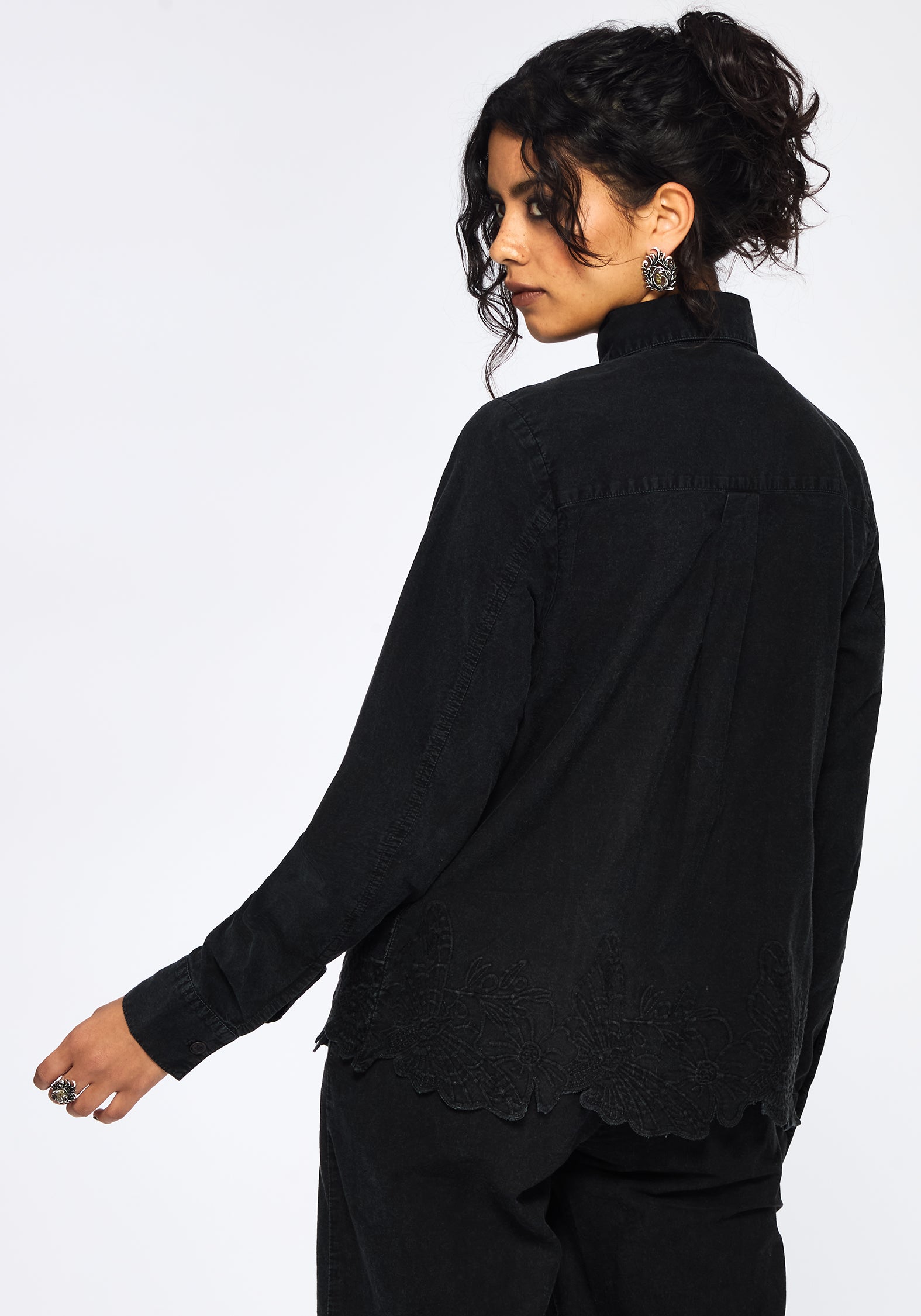 Ceres Cotton Moth Broderie Hem Shirt – Disturbia