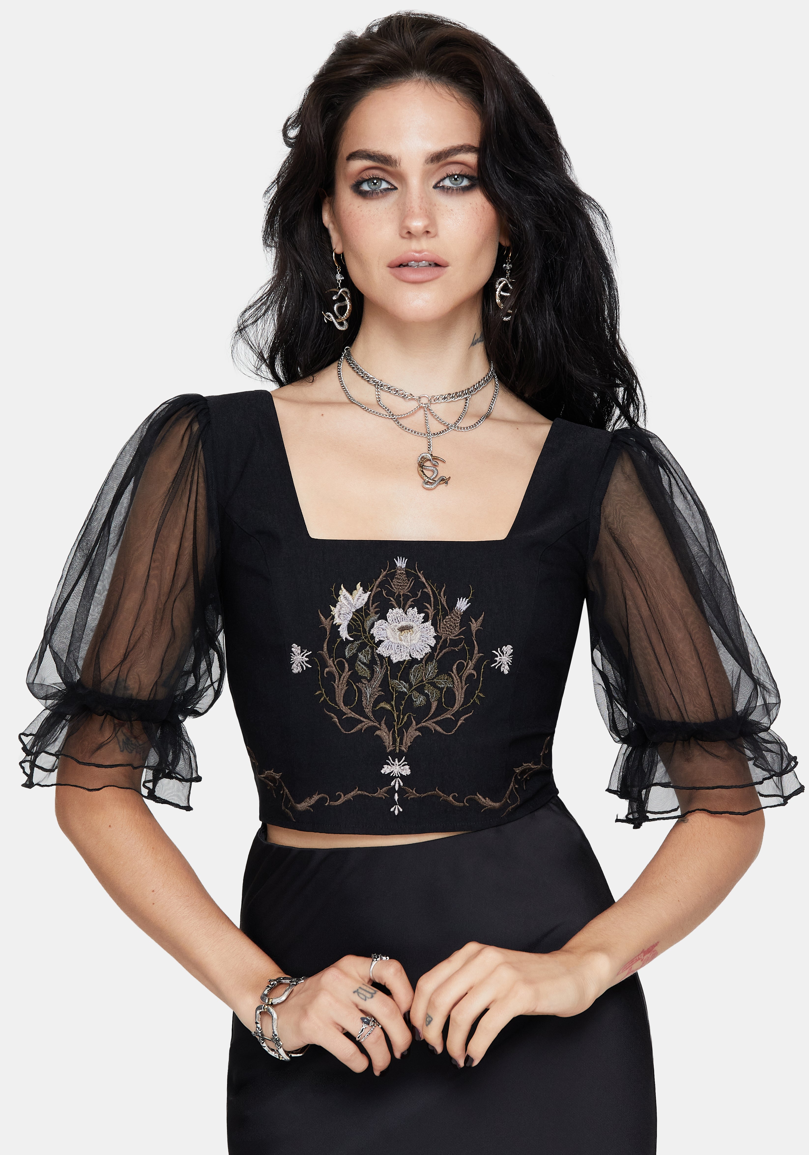 Silva Climbing Roses Embroidered Puff Sleeve Top – Disturbia
