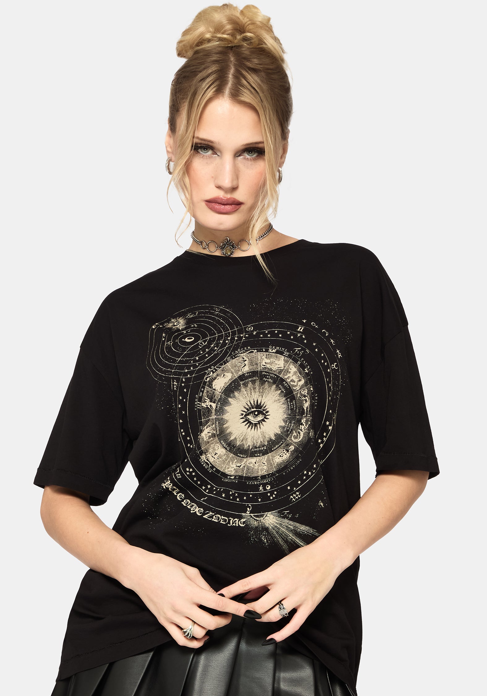 Elise Zodiac Celestial Print Oversized T-Shirt – Disturbia